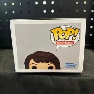 Funko | Toys | Funko Pop Saved By The Bell Kelly Kapowski Posing Figure ...